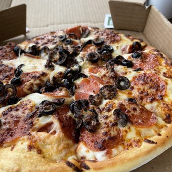 Gino's pizza near me store