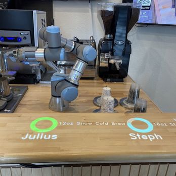 ARTLY COFFEE - Updated July 2024 - 124 Photos & 63 Reviews - 101 ...