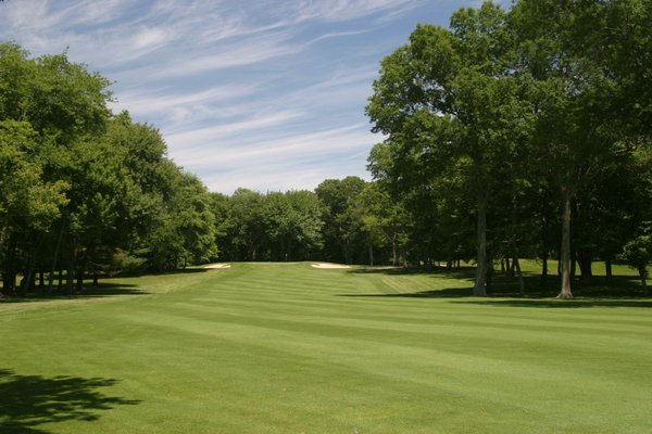 BLACK HALL CLUB - Updated October 2025 - 12 Photos - 49 Buttonball Rd ...