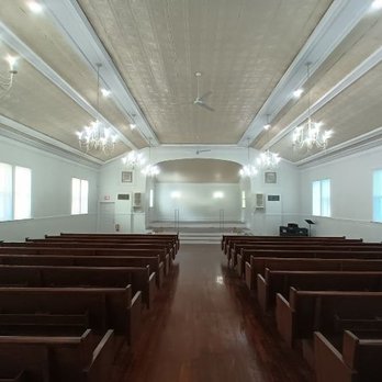 THE HOLLY VAULT CHAPEL - Updated November 2025 - 104 Lake St, Holly ...