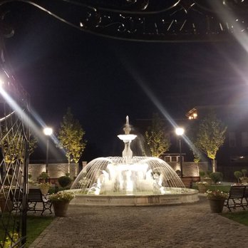 PIAZZA IMO ON THE HILL - Updated January 2026 - 43 Photos - 2109 ...