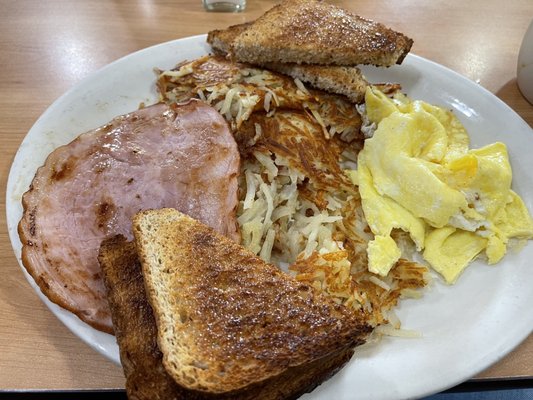 JOLLY INN - Updated July 2025 - 37 Photos & 38 Reviews - 8019 M-77 ...