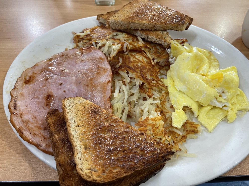 JOLLY INN - Updated July 2025 - 37 Photos & 38 Reviews - 8019 M-77 ...