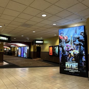 AMC BURBANK 16 - Updated March 2025 - 962 Photos & 1382 Reviews - 125 E ...