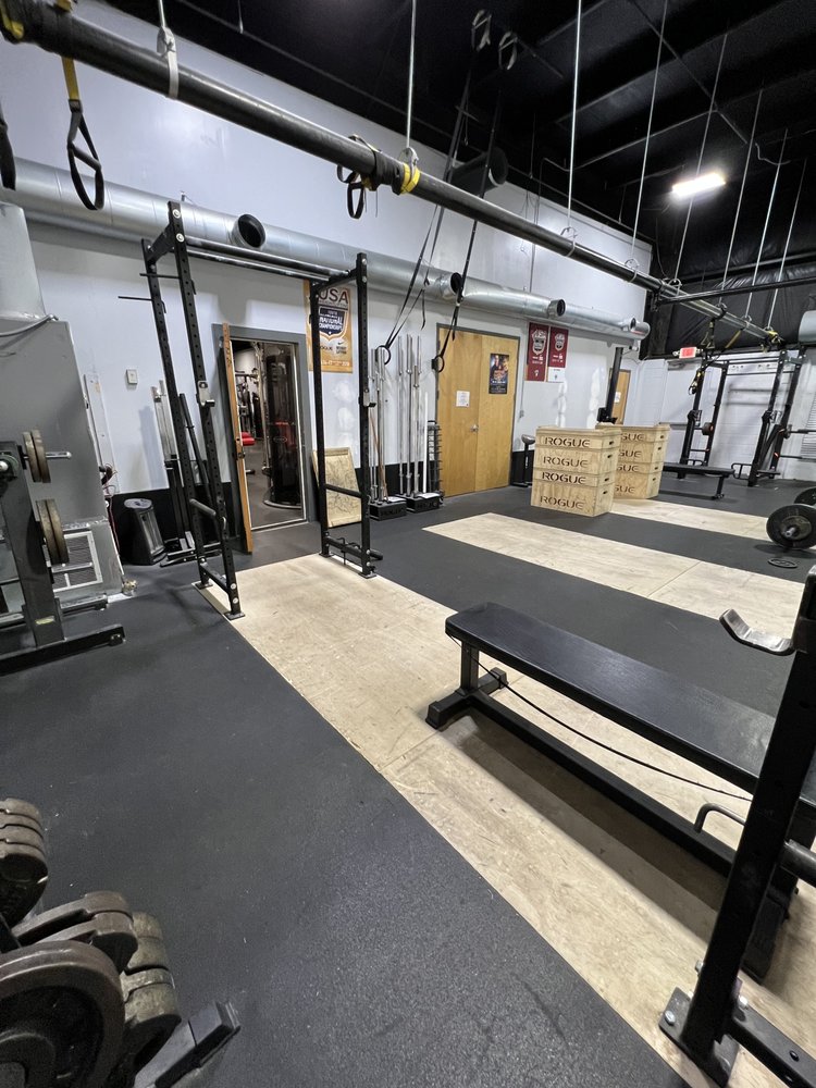 VILLAGE FITNESS - Updated July 2025 - 27 Photos & 44 Reviews - 1231 ...