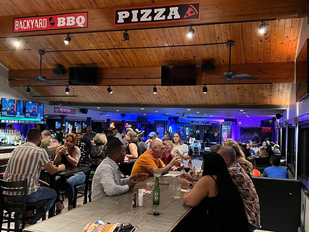 CAIPIRINHAS SPORTS BAR AND GRILL - Updated December 2025 - 15 Photos ...