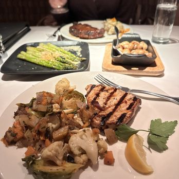 CHART HOUSE - Updated March 2025 - 682 Photos & 1062 Reviews - 60 Long ...