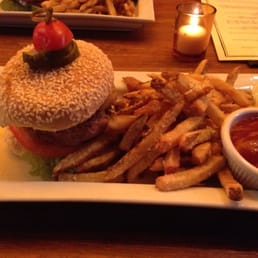 AMITY HALL DOWNTOWN - Updated October 2025 - 314 Photos & 475 Reviews ...