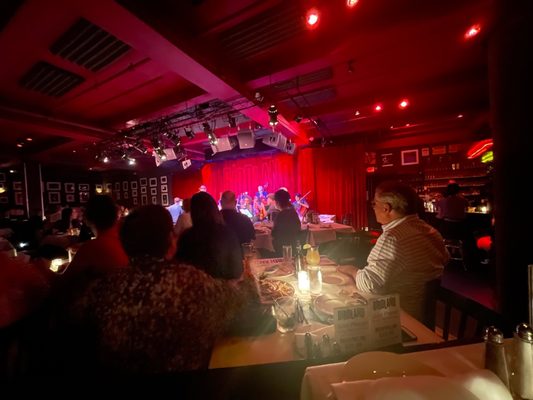 BIRDLAND - 381 Photos & 394 Reviews - 315 W 44th St, New York, NY - Yelp