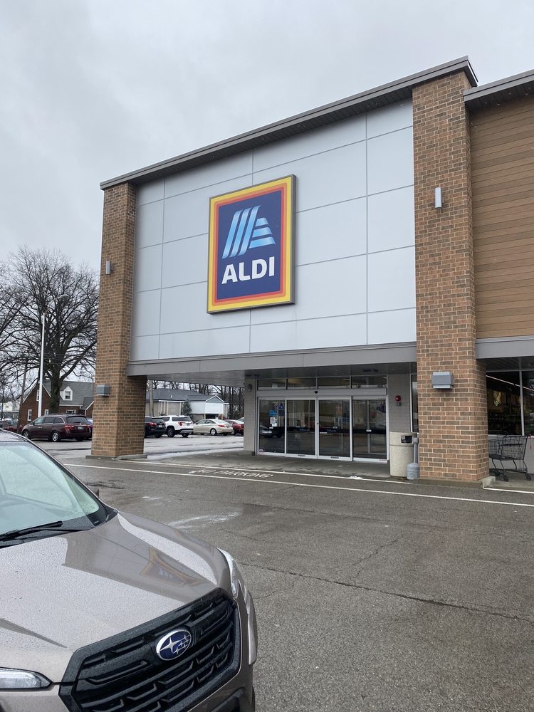 ALDI - Updated July 2025 - 3497 Belmont Ave, Youngstown, Ohio - Grocery ...