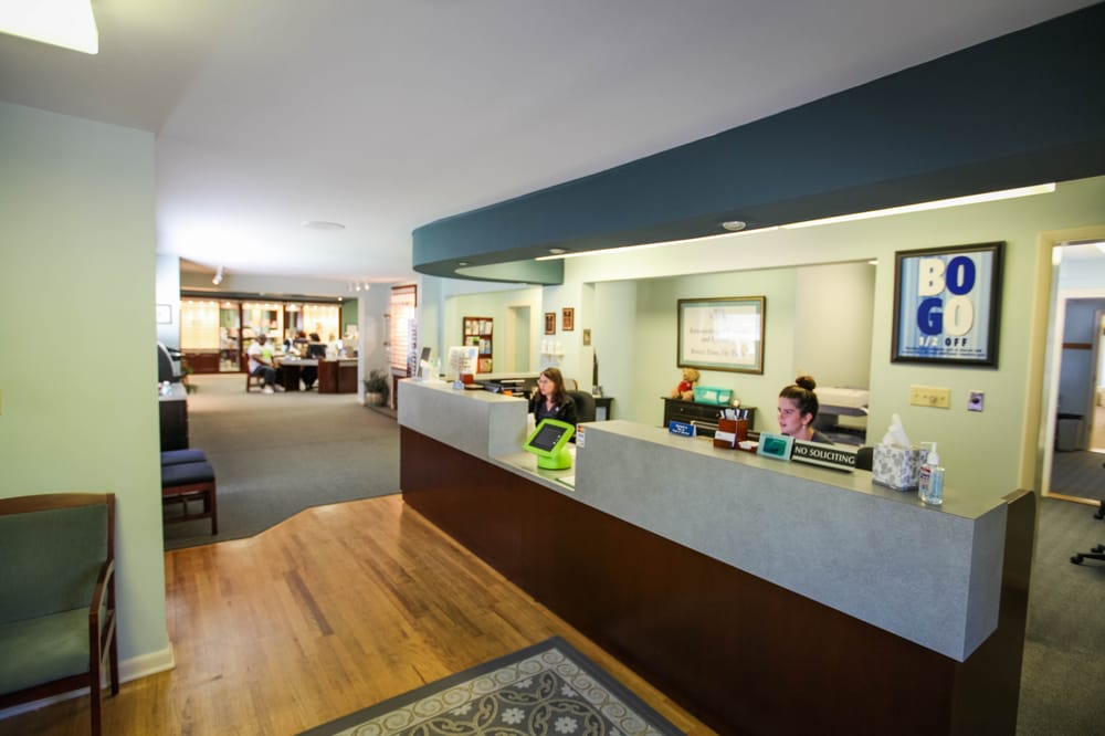 TRIANGLE VISIONS OPTOMETRY - Updated January 2026 - 59 Reviews - 2210 E ...