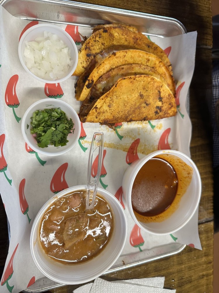 HUGO’S 5 DE MAYO BAR & GRILL - Updated July 2025 - 1521 N Main St, Fort ...