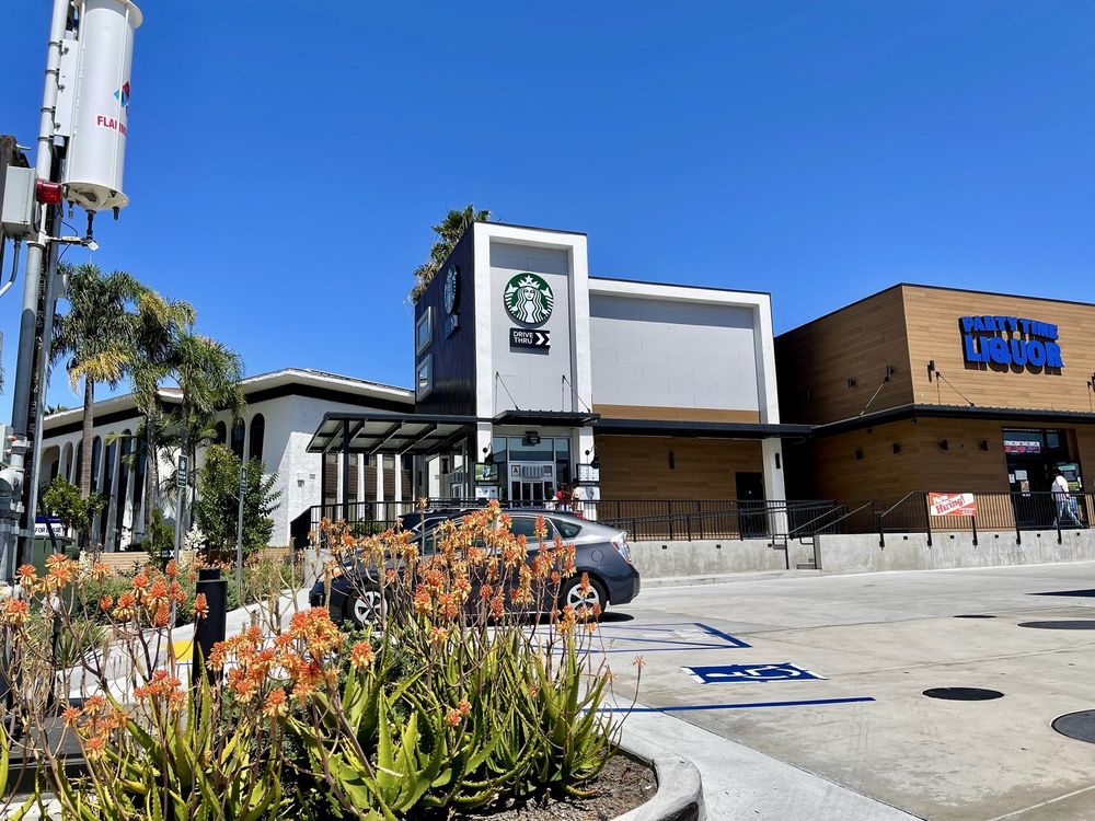 STARBUCKS - Updated December 2025 - 14 Photos - 5492 Mission Center Rd ...