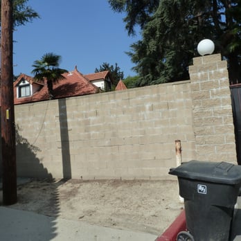 PYRENEES CASTLE - Updated January 2026 - 16 Reviews - 1700 S Grandview ...