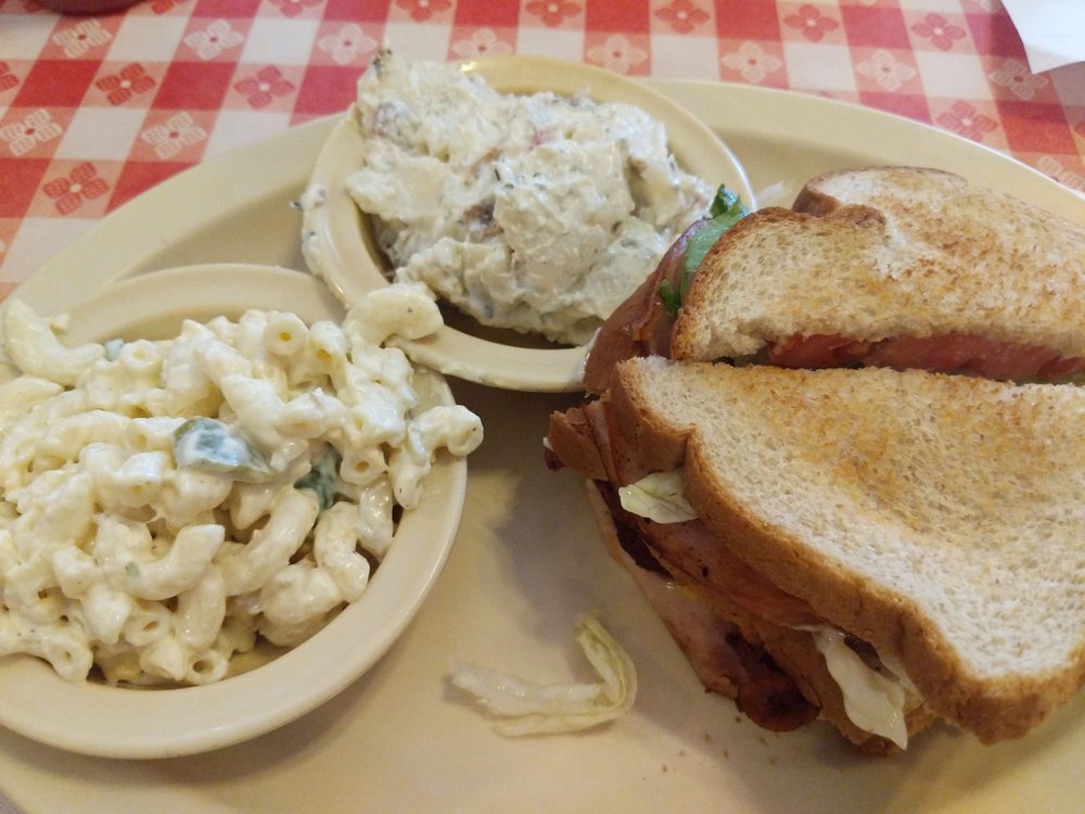 CALVERT’S KITCHEN - 18 Photos & 36 Reviews - 306 E Mills St, Columbus ...