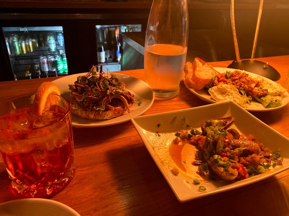 THE EXPAT - Updated December 2024 - 49 Photos & 74 Reviews - 1680 S ...