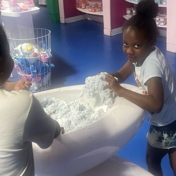 SLOOMOO INSTITUTE - CHICAGO - Updated July 2025 - 182 Photos & 69 ...