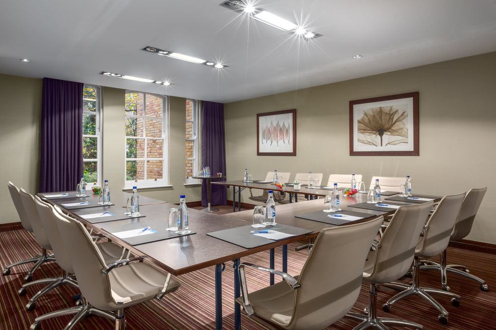 HOTEL NH LONDON KENSINGTON - Updated July 2024 - 38 Photos & 16 Reviews ...