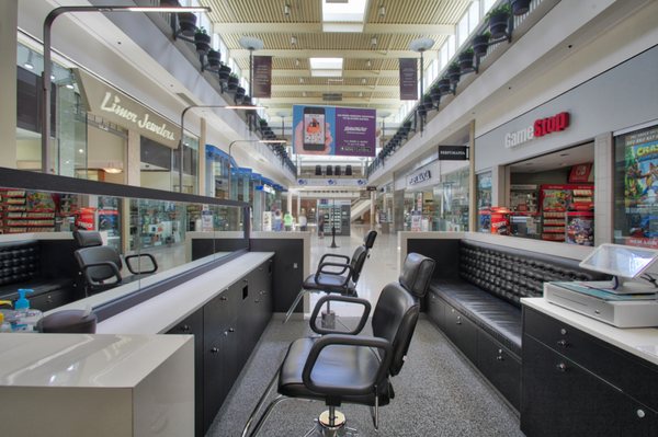 THREADING STATION - Updated December 2025 - 23 Reviews - 2655 Richmond ...