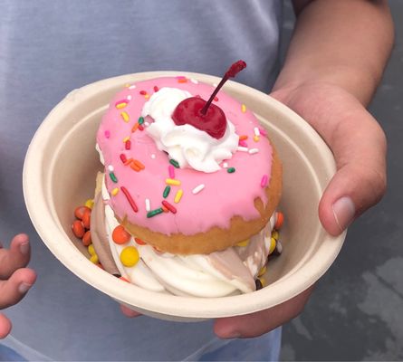 LARD LAD DONUTS - Updated December 2025 - 205 Photos & 87 Reviews ...