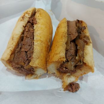 READING TERMINAL MARKET - Updated February 2025 - 7411 Photos & 7158 ...