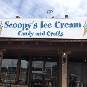 HOLIDAY WHOLESALE SHOWROOM STORE - Updated February 2025 - 12 Photos ...