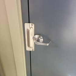 BROADWAY LOCKSMITH - 62 Photos & 133 Reviews - 918 E John St, Seattle ...