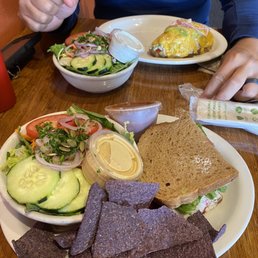 MIDDLE WAY CAFE - Updated August 2025 - 320 Photos & 483 Reviews - 1200 ...
