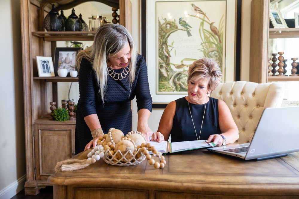 SUSAN EILERS - BERKSHIRE HATHAWAY - Contact Agent - 11 Photos - Real ...