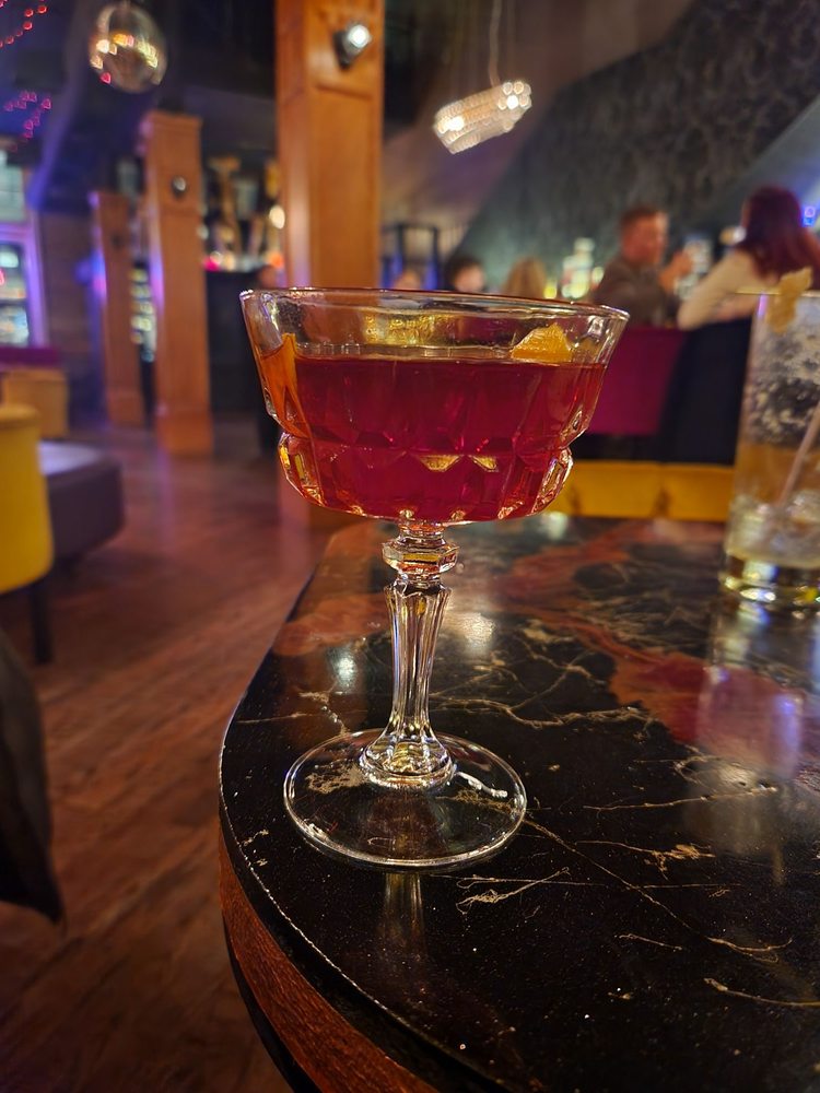 THE BERRY & RYE - Updated March 2025 - 386 Photos & 272 Reviews - 1105 ...