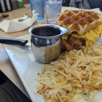 MELI CAFE PANCAKE HOUSE & RESTAURANT - Updated January 2026 - 216 ...