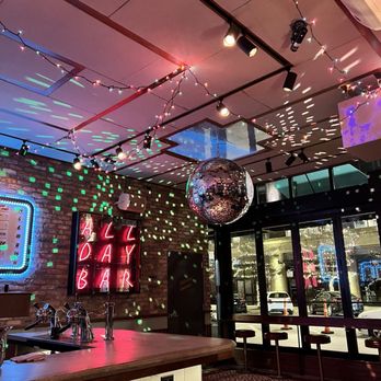 ESTEREO - Updated December 2025 - 179 Photos & 273 Reviews - 2450 N ...