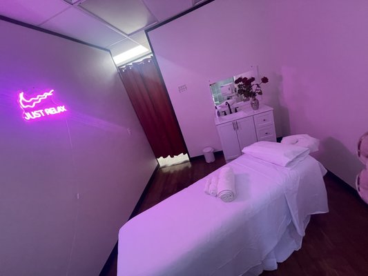 SPLENDOR SPA BY REFLEXOLOGY - Updated July 2025 - 31 Photos - 3648 ...