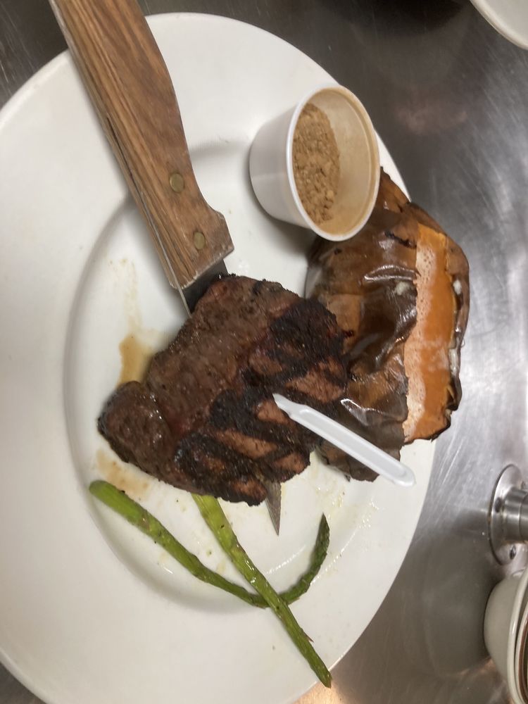 THE RIB STEAKHOUSE - 497 Hwy 112, Cassville, Missouri - Lounges ...