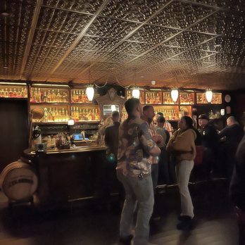 NEAT BOURBON BAR & BOTTLE SHOP - Updated December 2024 - 118 Photos ...