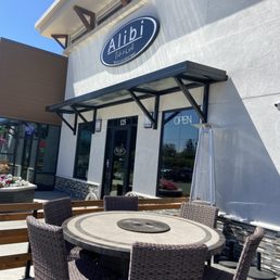 THE ALIBI PUB AND GRILL - Updated October 2025 - 44 Photos & 37 Reviews ...