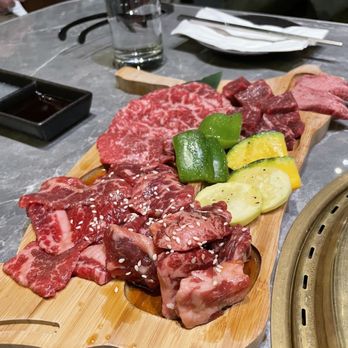 ISHONI YAKINIKU - Updated August 2024 - 924 Photos & 287 Reviews - 611 ...