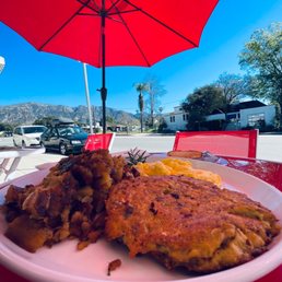 THE LITTLE RED HEN COFFEE SHOP - TEMP. CLOSED - Updated July 2025 - 272 ...