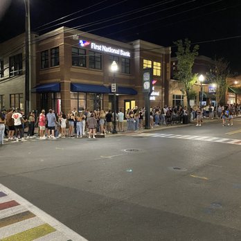 CHAMPS DOWNTOWN - Updated March 2025 - 39 Photos & 119 Reviews - 139 S ...