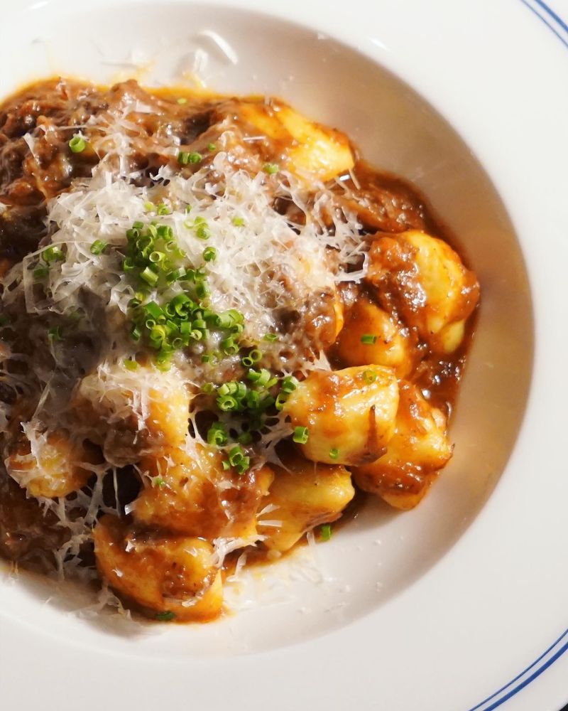 THE KNOTTED APRON - 109 Photos & 65 Reviews - 496 Woodford St, Portland ...