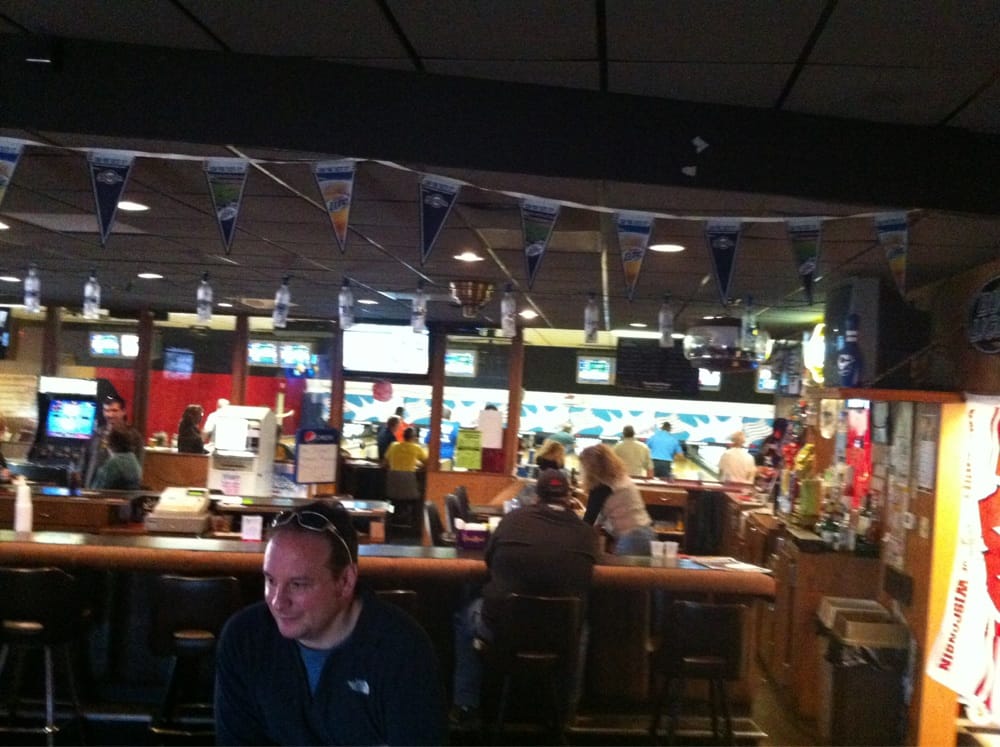 LAKE RIPLEY LANES - Updated December 2025 - W9534 US Highway 12 ...