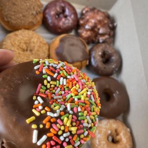 DAILY DOZEN - 31 Photos & 71 Reviews - 13599 E 9 Mile Rd, Warren ...