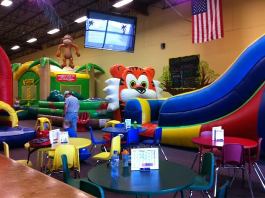 COCO’S FUNHOUSE - Updated April 2025 - 19 Photos & 14 Reviews - 337 ...