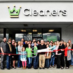 CROWN CLEANERS - 945 S Main St, Red Bluff, California - Sewing ...