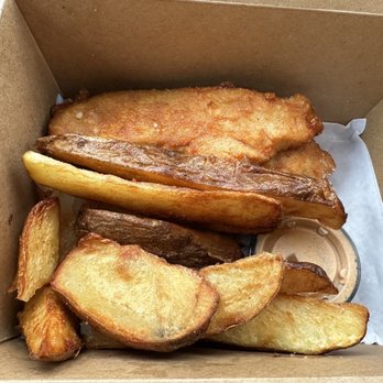 CWISPY CHKN - Updated May 2024 - 18 Photos - 72 Magee Ave, Stamford ...