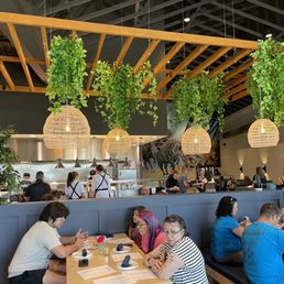 BRAVIS - Updated December 2024 - 237 Photos & 251 Reviews - 2815 ...