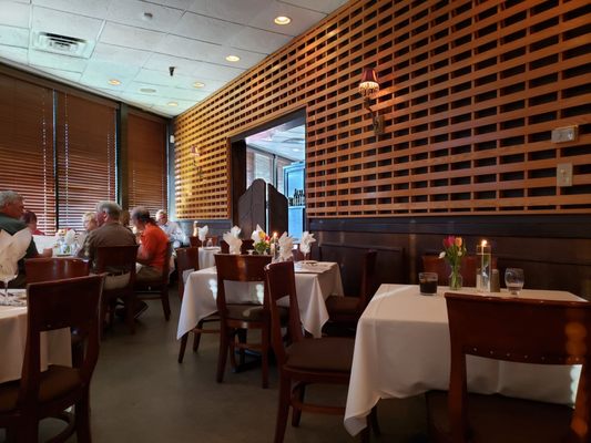 JERRY’S - 91 Photos & 96 Reviews - 7220 Wrightsville Ave, Wilmington ...