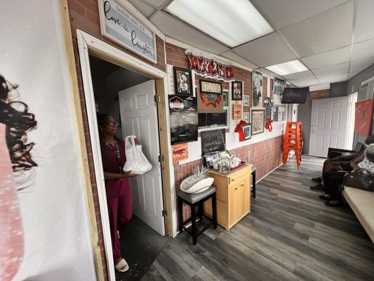 ACE & JUNEBUG’S HOMESTYLE BBQ & SEAFOOD - Updated October 2025 - 29 ...