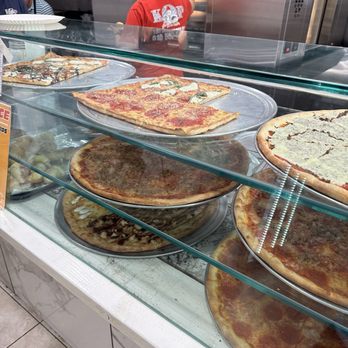 KOP PIZZA - Updated December 2025 - 32 Photos & 31 Reviews - 580 ...