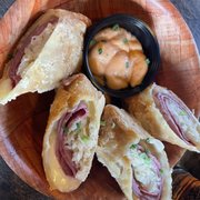 LIZZIE MCNEILL’S IRISH PUB - 146 Photos & 293 Reviews - 400 N McClurg ...